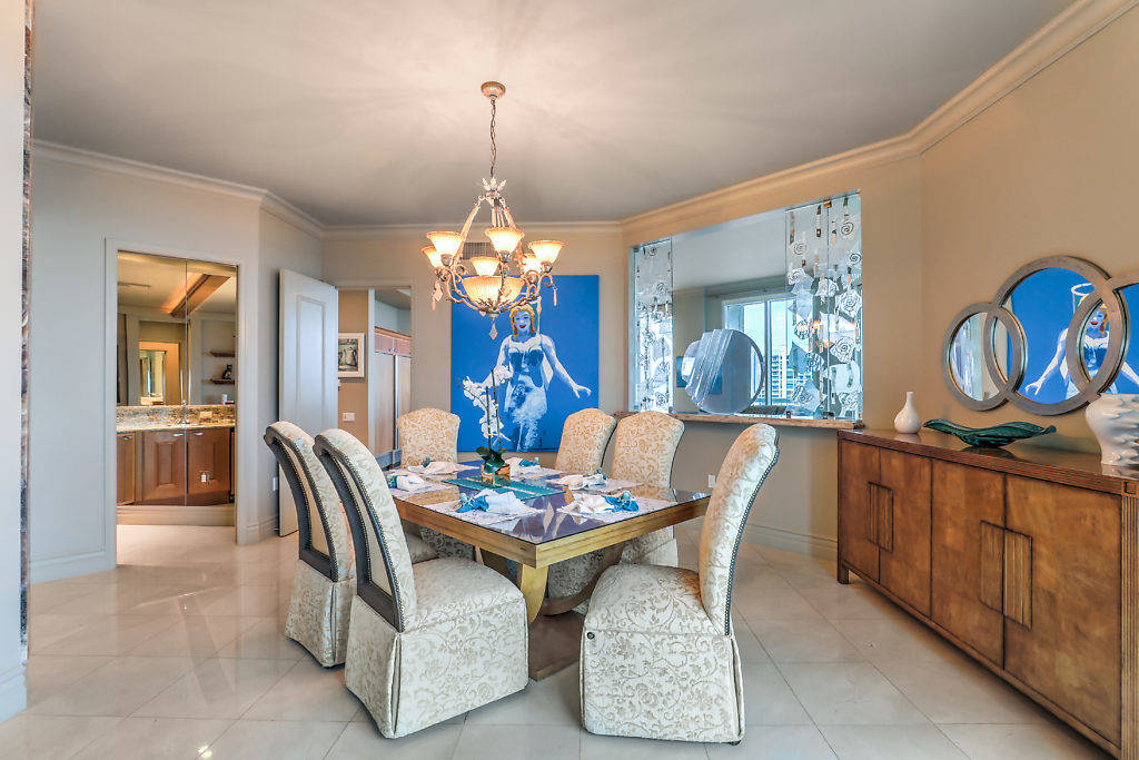 Turnberry Place penthouse with pool, Jacuzzi lists for $5.5M | Las ...