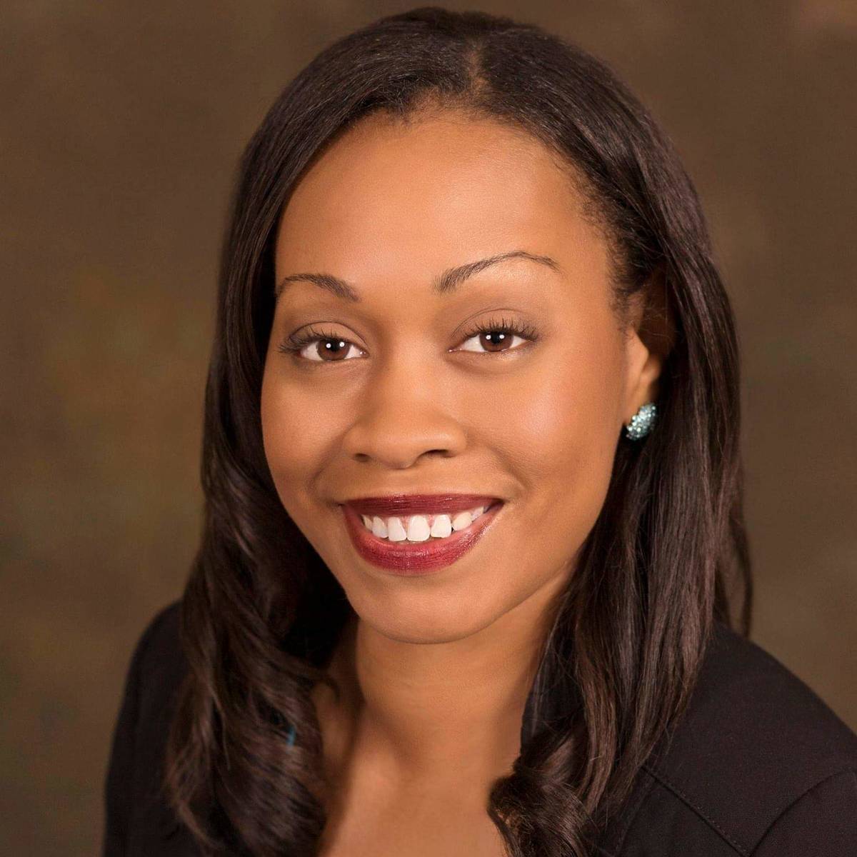 ON THE MOVE: Nevada entrepreneur Dina Mitchell launches food and ...